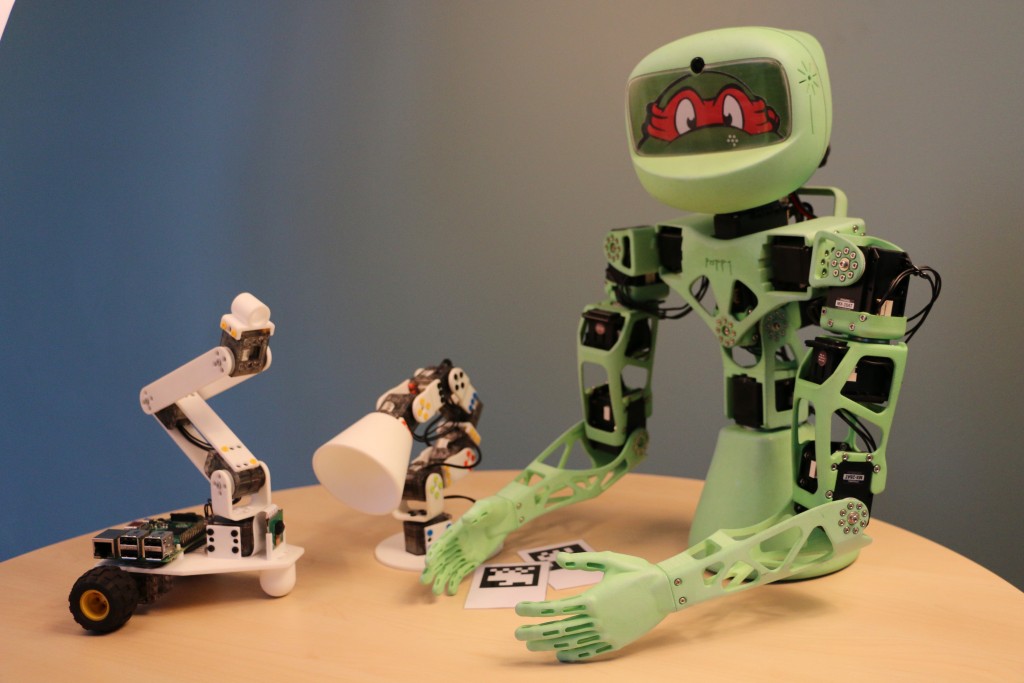 Demandez les kits de robotique pédagogique !! — Pixees